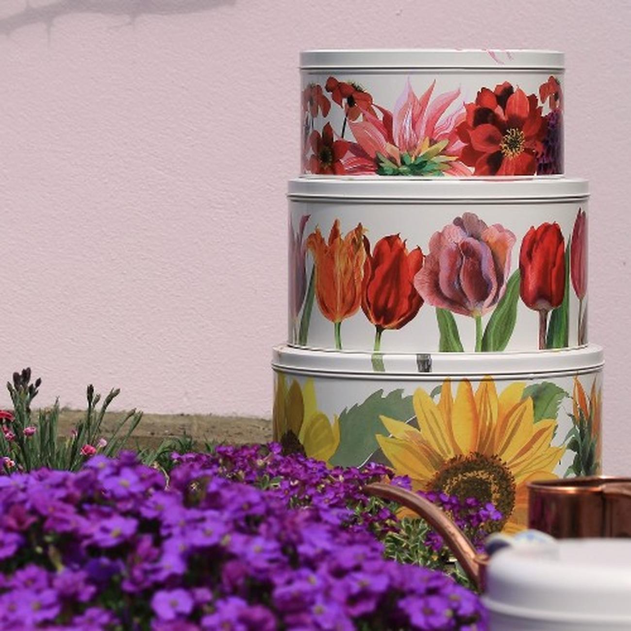 Emma Bridgewater Flowers Round Cake Tin Medium