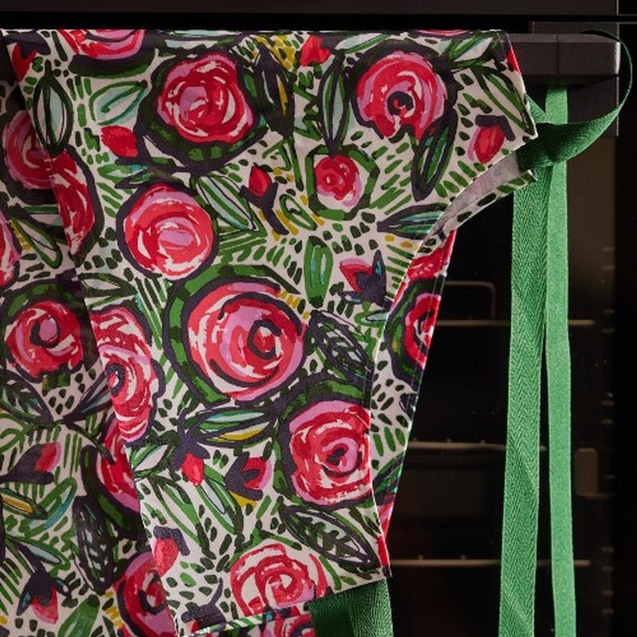 Ulster Weavers Rose Garden Apron PVC