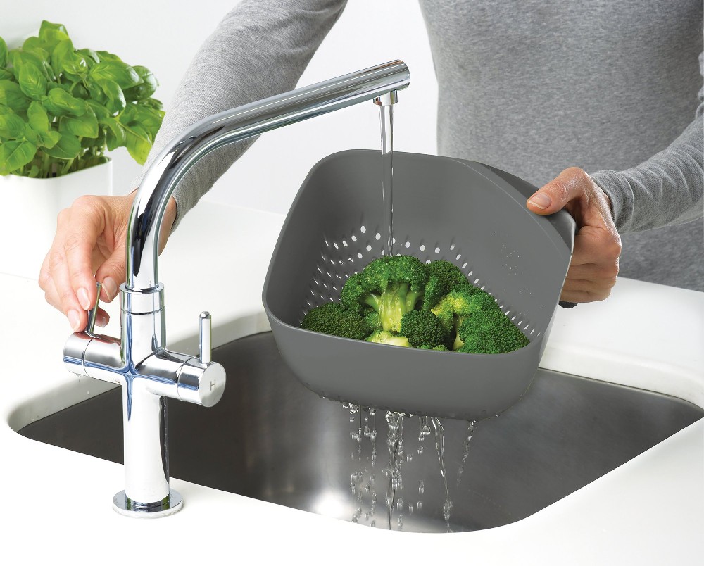 Joseph Joseph Square Colander White