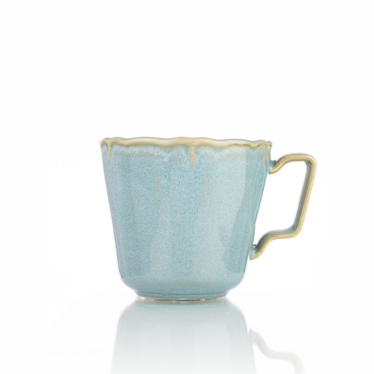 Siip Reactive Glaze Scalloped Edge Mug Sky Blue