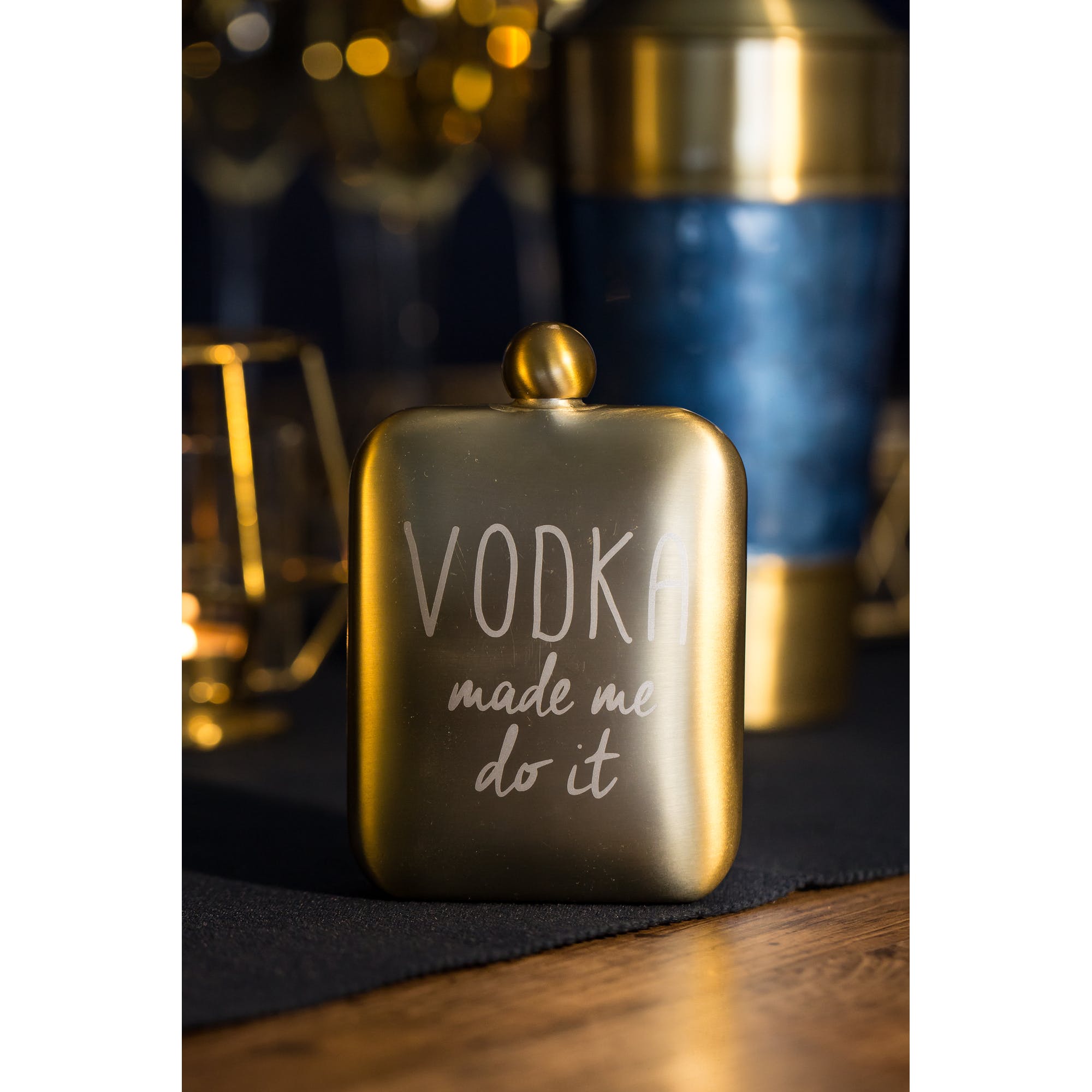 BarCraft Hip Flask 'Vodka' Gold