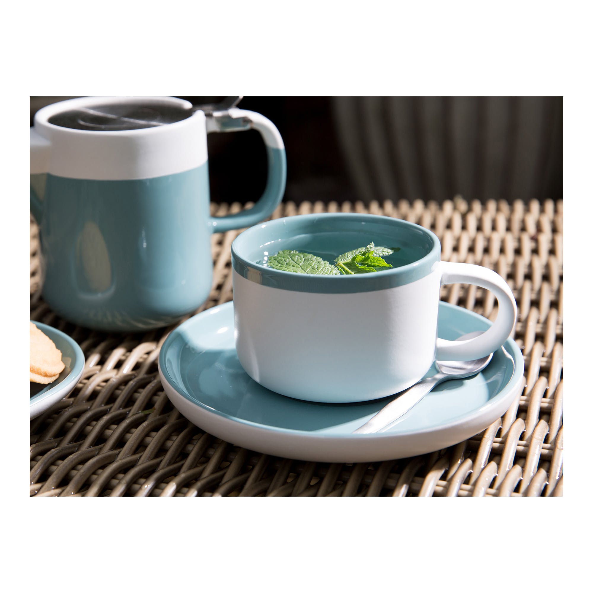 La Cafetiere Barcelona Retro Blue 280ml Tea Cup & Saucer