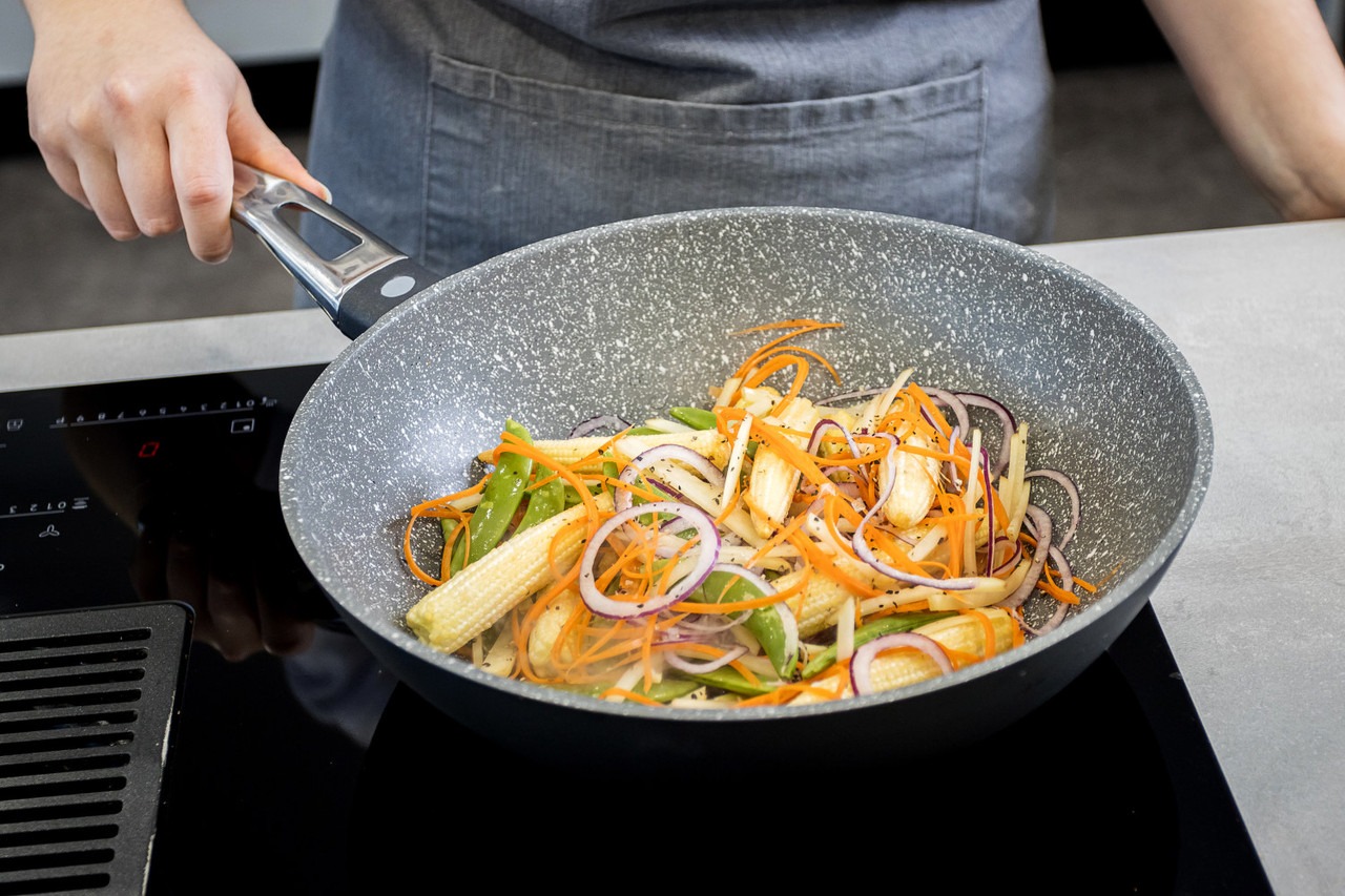 MasterClass Stir Fry Wok 28cm